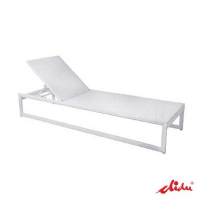 Wicker Sun Lounger Weatherproof Sunbed for Luxury Resorts